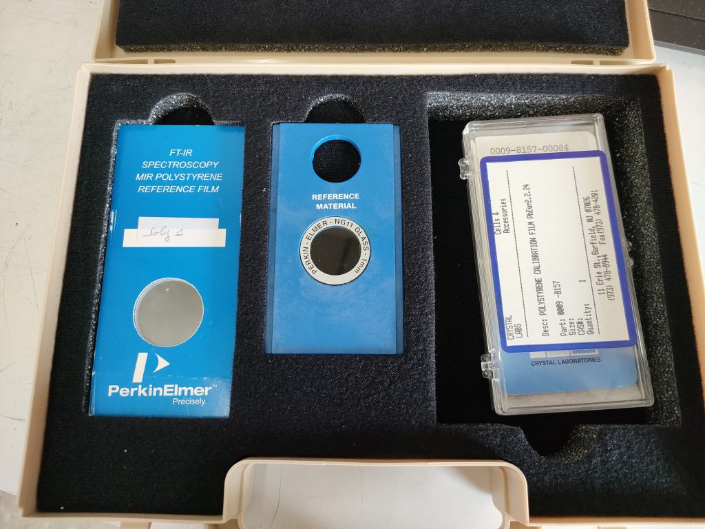 SPECTROMETRE FTIR, Instrument Performance Validation Kit, PERKINELMER ...